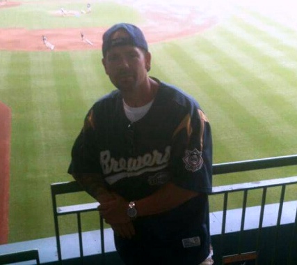 Pastel and Charcoal Portraits by the artist Joshua Pitz – Artsy Nature